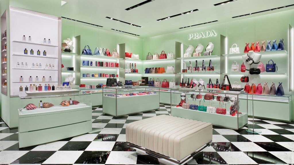 Prada opens a new store in Paris | Prada Group