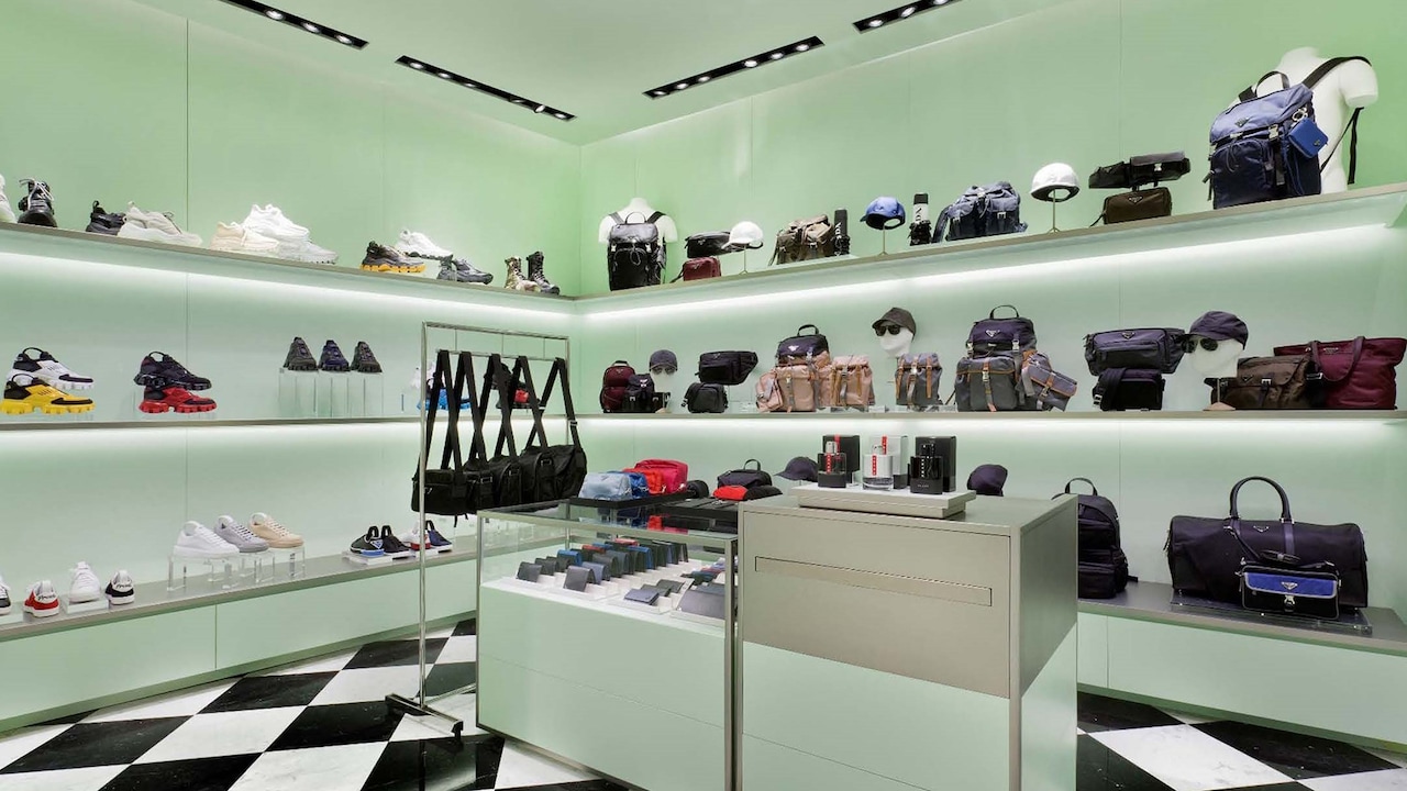 Prada opens a new store in Paris