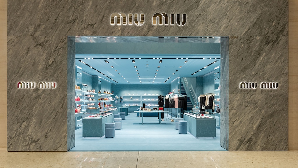 Miu Miu上海IFC精品店重装开幕 | Prada Group