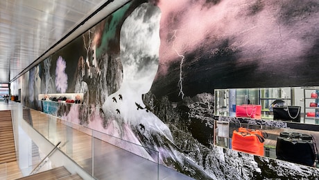 “Alternating Currents”: the new wallpaper for the Prada New York ...