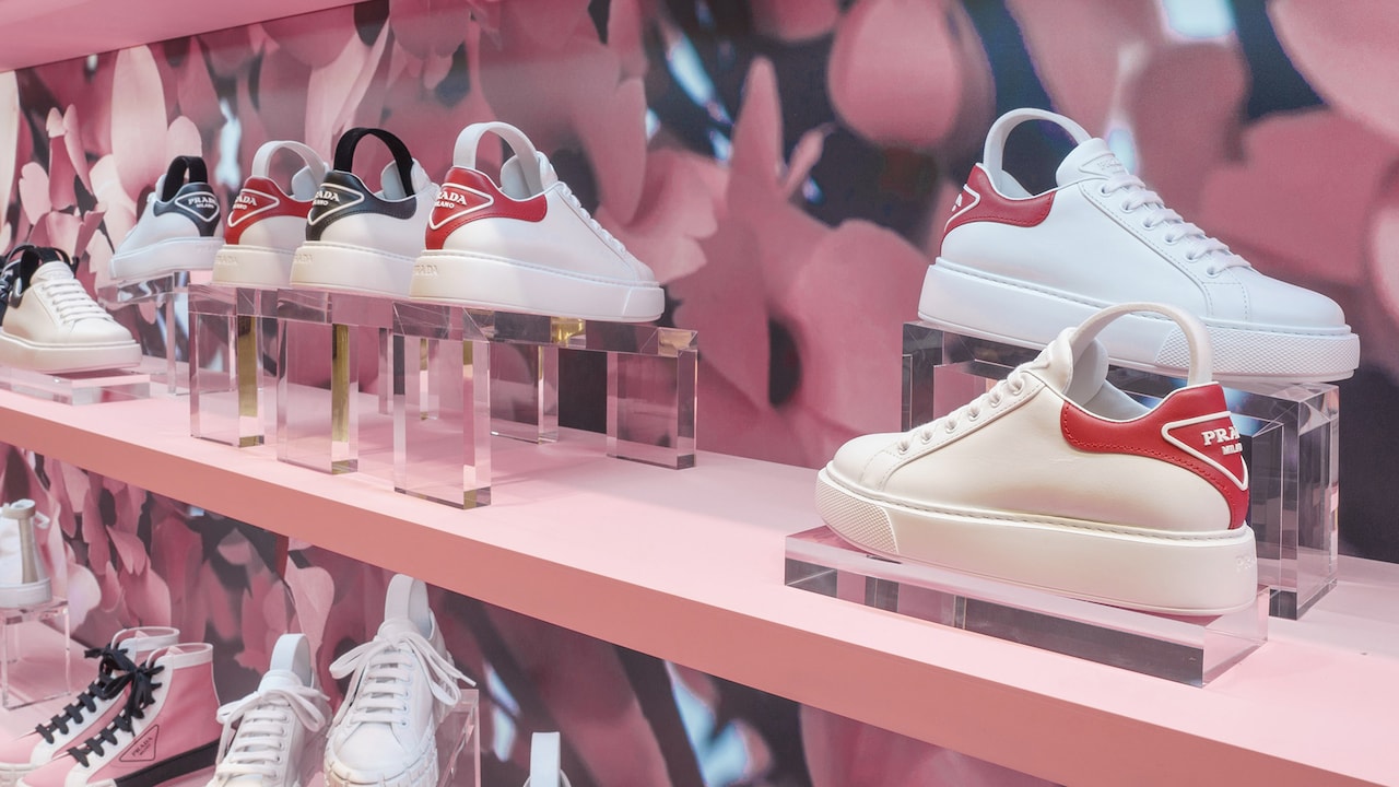 BLOSSOM: PRADA ISETAN SHINJUKU’S WINDOWS BY THOMAS DEMAND | Prada Group