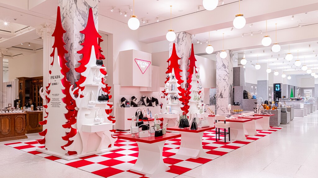 “Prada Holiday”: new pop-up at Selfridges | Prada Group
