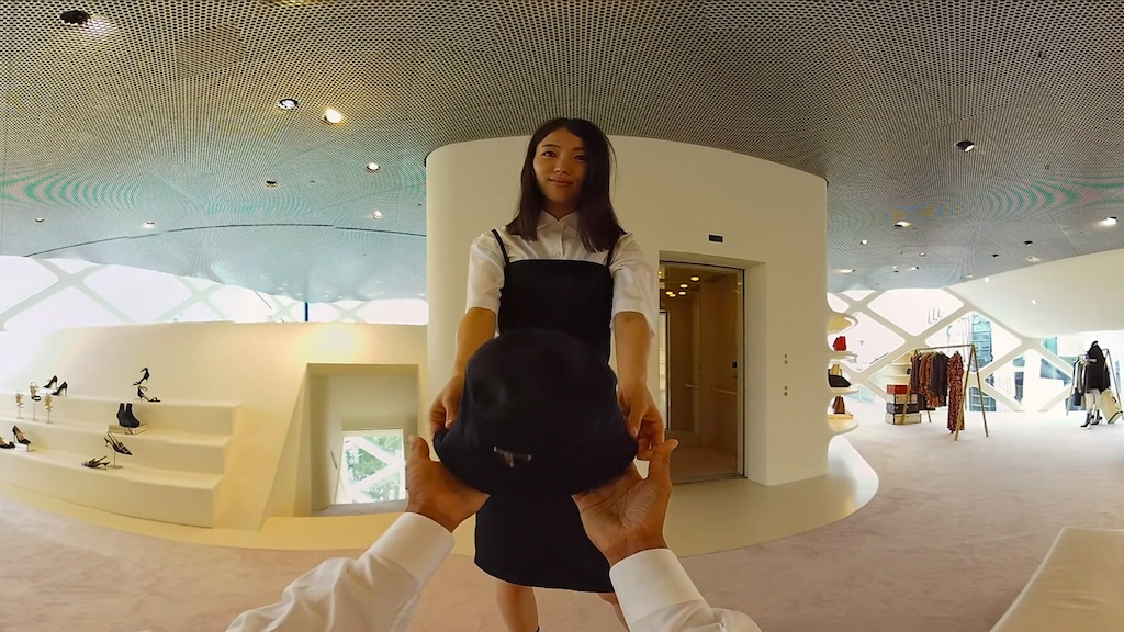 Virtual reality: a new dimension of Prada