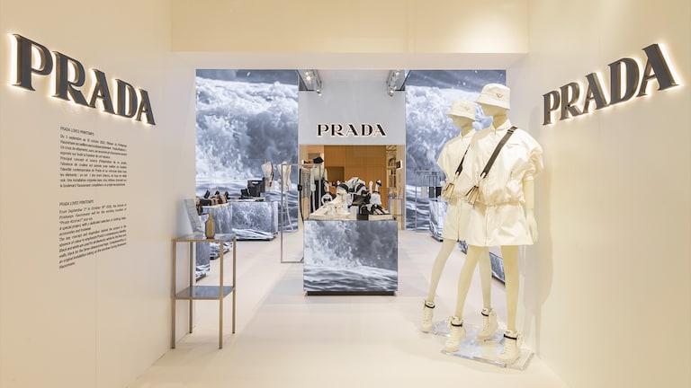 The new pop-up "Prada Abstract"