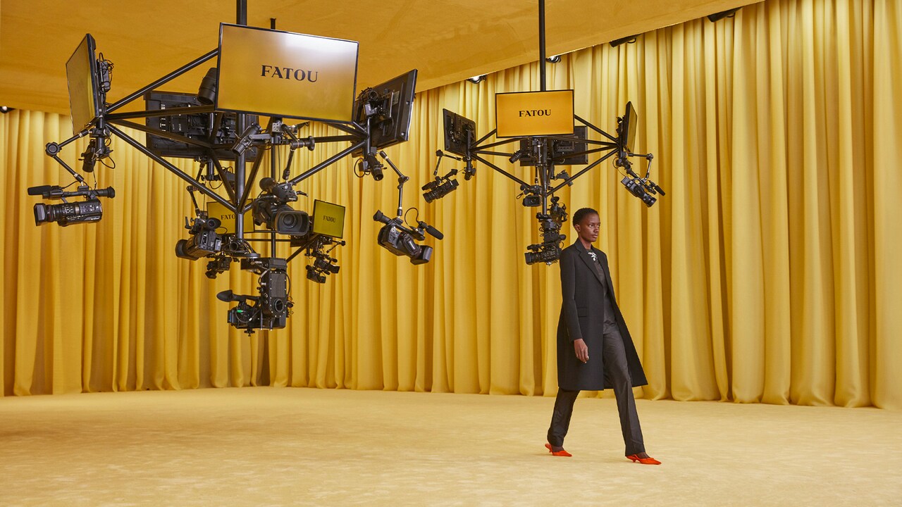 “DIALOGUES”: Prada Spring/Summer 2021 Womenswear Show | Prada Group