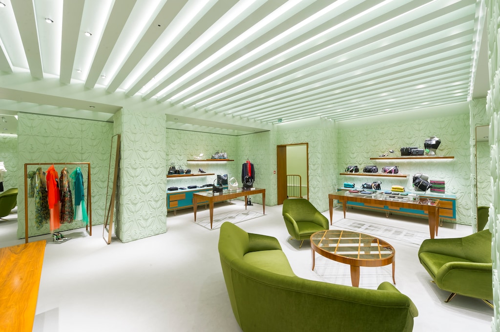 Prada inaugurates the new spaces in its Via della Spiga boutique in ...