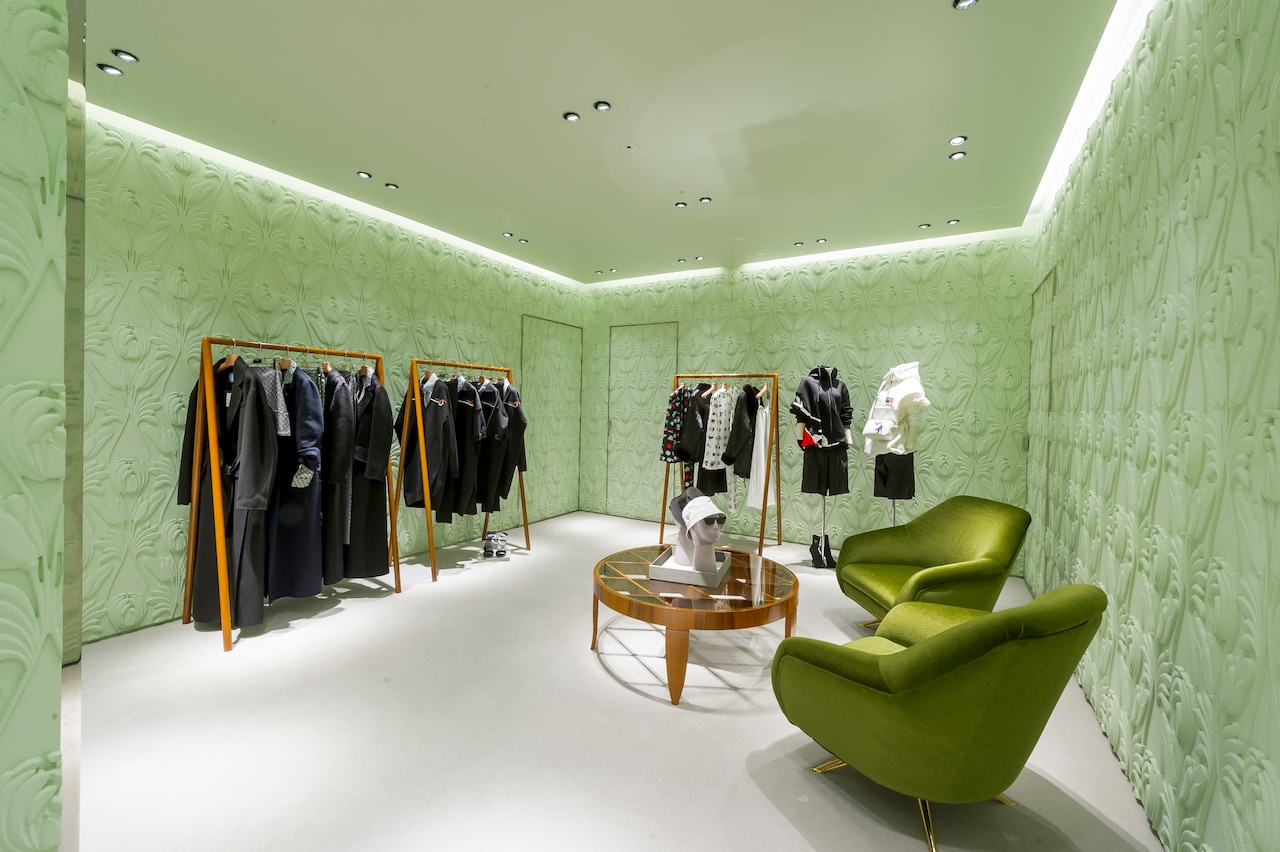 Prada inaugurates the new spaces in its Via della Spiga boutique in ...